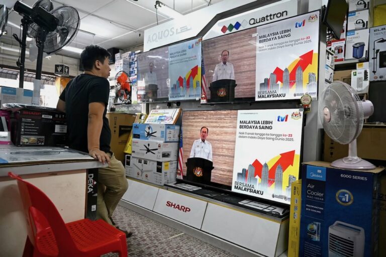 The price of truth: Economic rights of journalists in Malaysia - IFEX